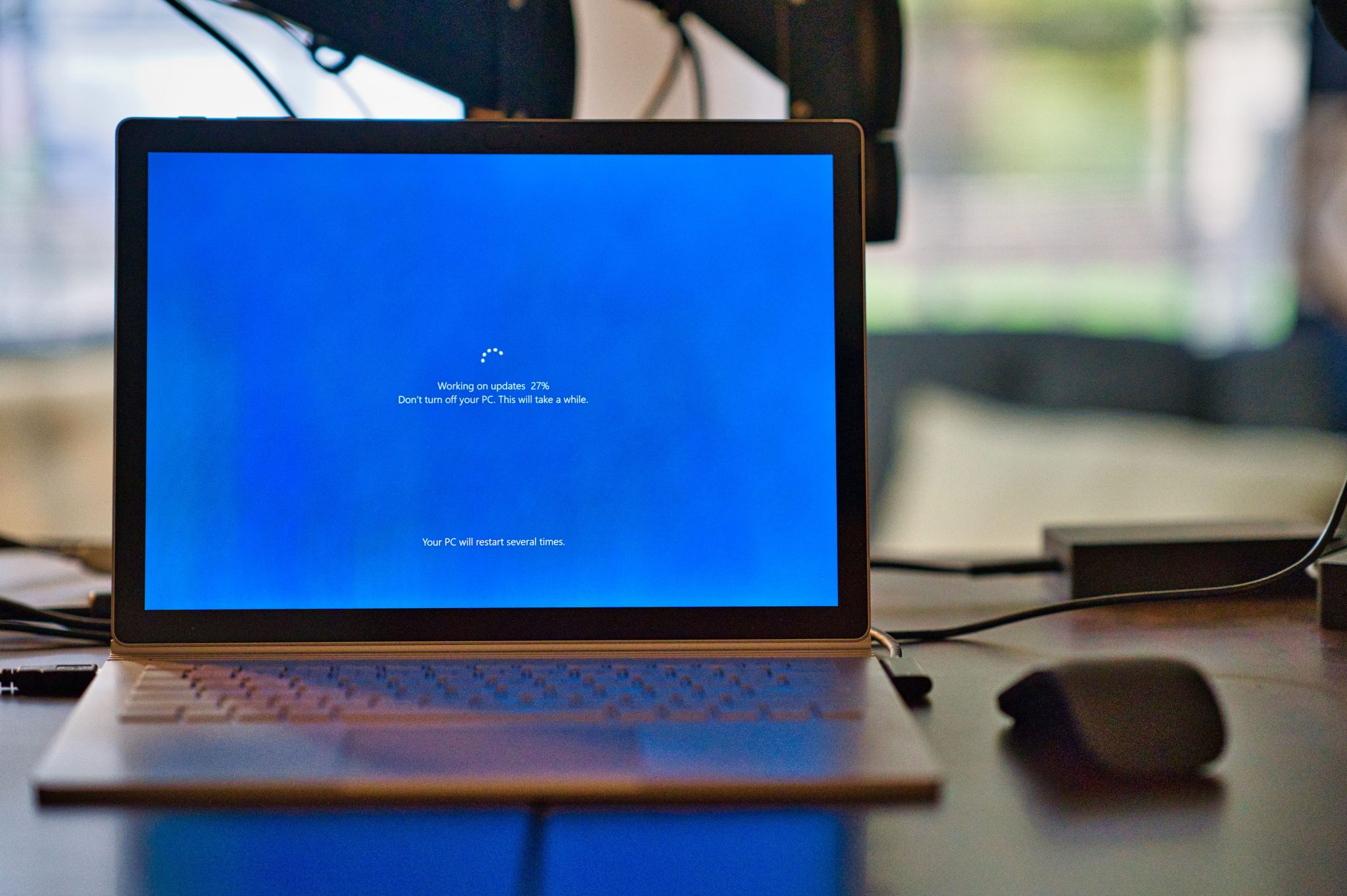 How to Download and Install Windows 10 from USB Stick
